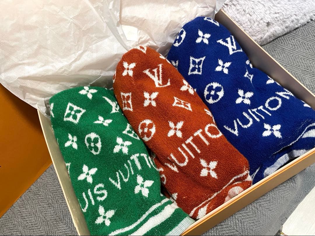 LOUIS VUITTON セルヴィエット バスタオルセット
