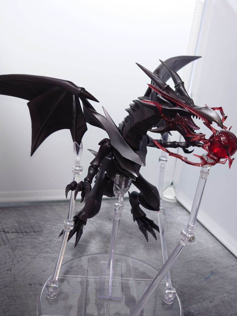 S.H.MonsterArts 真紅眼の黒竜 遊戯王 可動フィギュア
