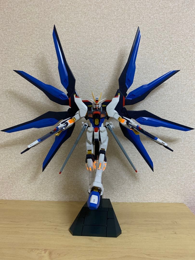 1/60ストライクフリーダムガンダム　ライトニングエディション