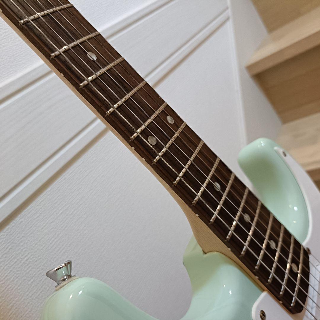 メンテ済｜Squier ストラトキャスター エレキギター サーフグリーン