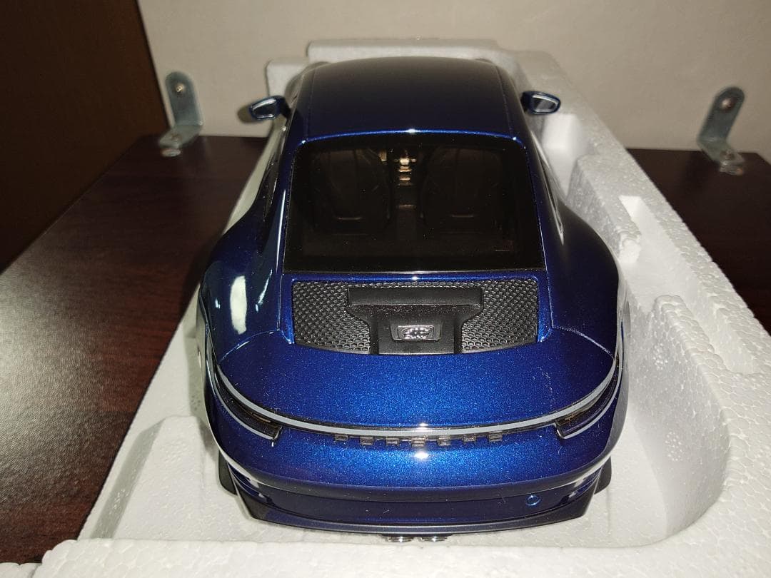 NOREV ポルシェ 911 GT3 ツーリング メタリックブルー 1/18