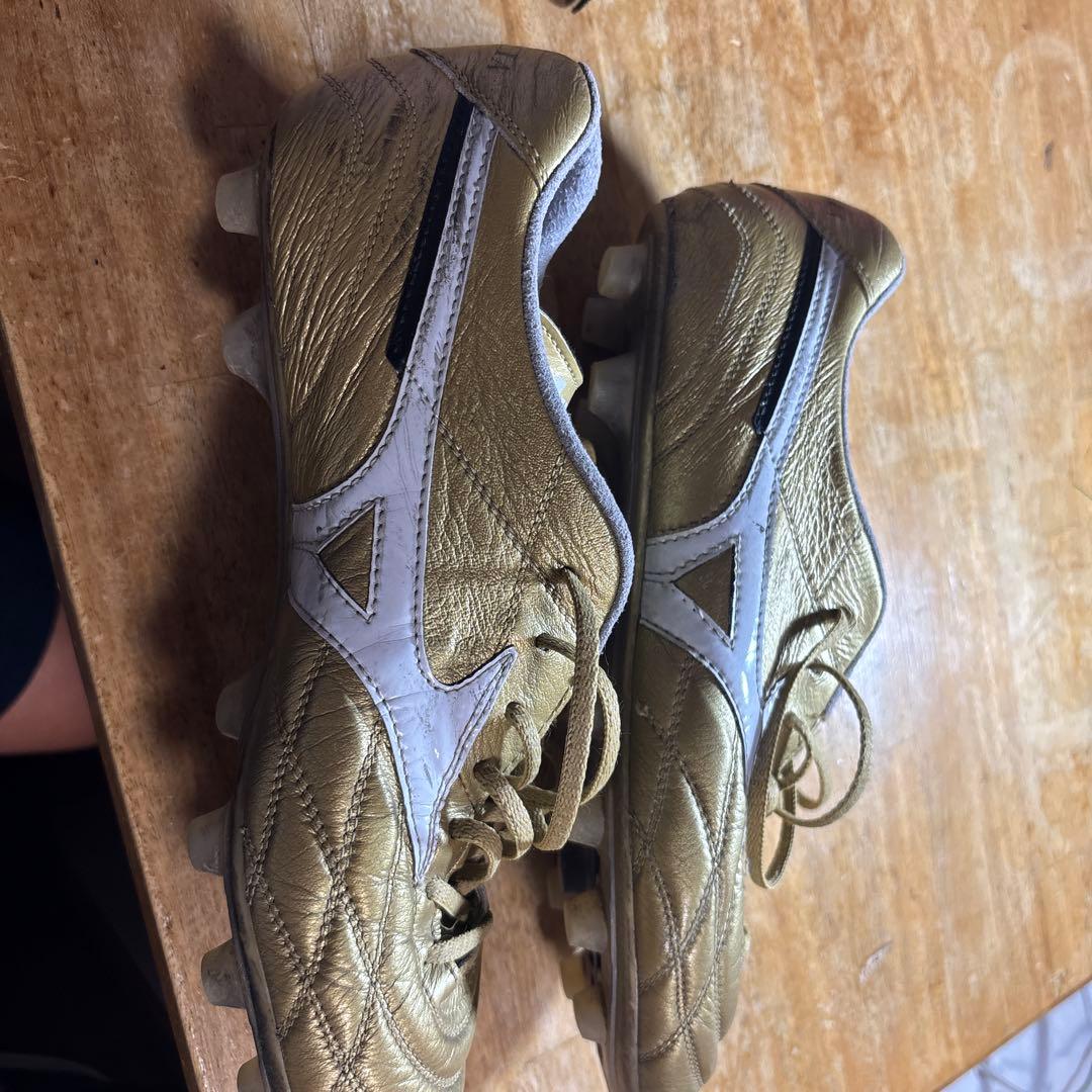 Mizuno ゴールド スパイクシューズ