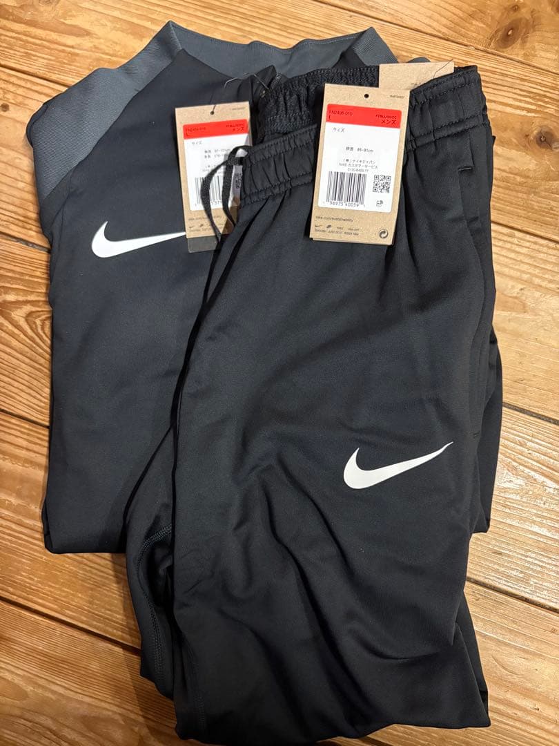 Nike Dri-FIT サッカー 1/2ジップトップ & パンツ