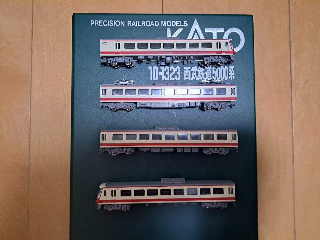 Nゲージ　KATO 西武鉄道5000系　レッドアロー　初期形　4両セット