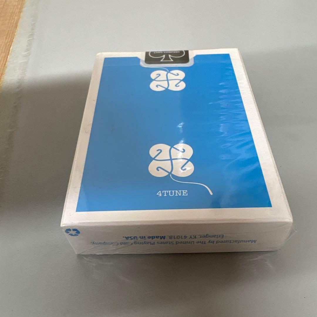 日*9様 4TUNE トランプ　USPC製 赤170個 青24個