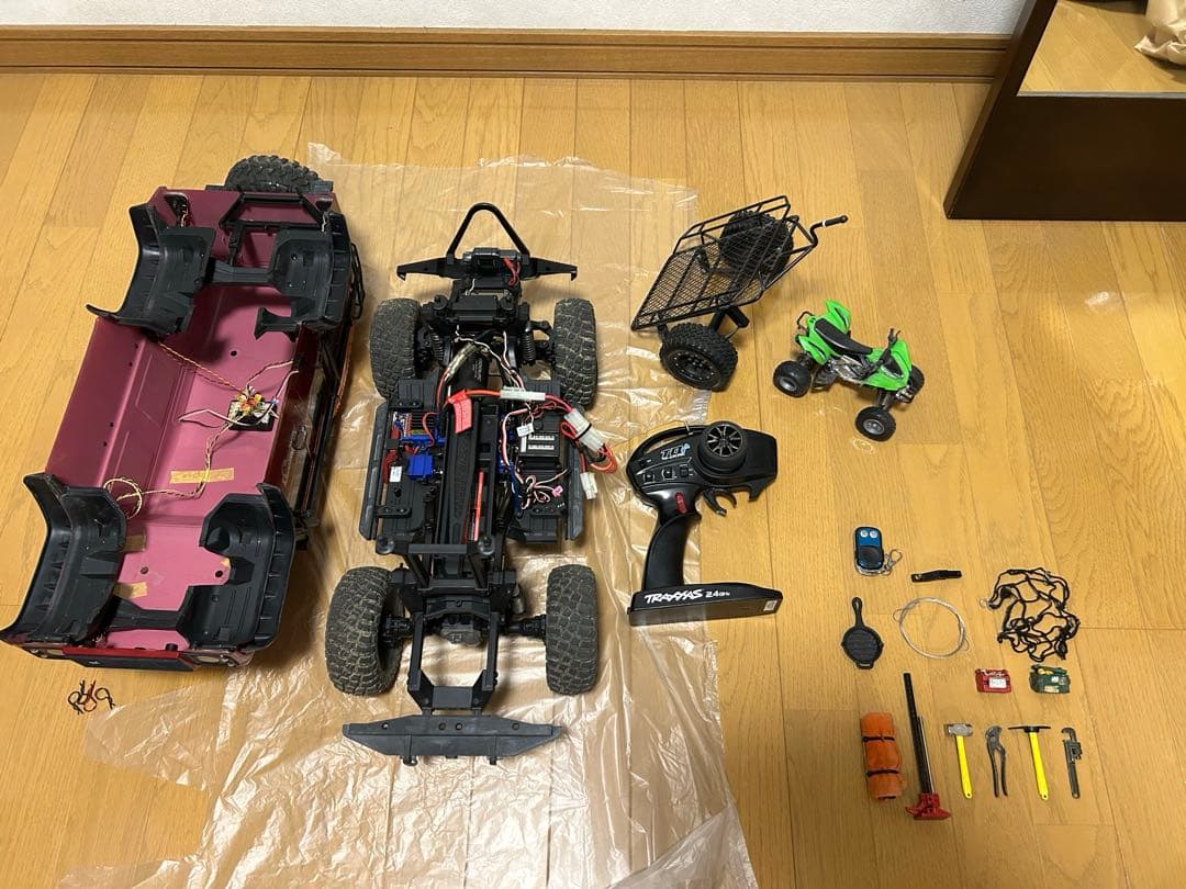 TRAXXAS TRX4 Land Rover Defender ディフェンダー