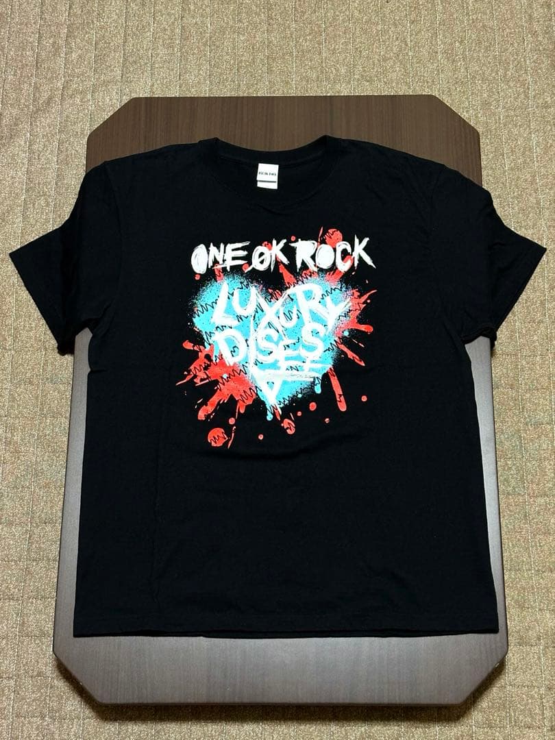 ONE OK ROCK LUXURY DISEASEハートTシャツ XLサイズ