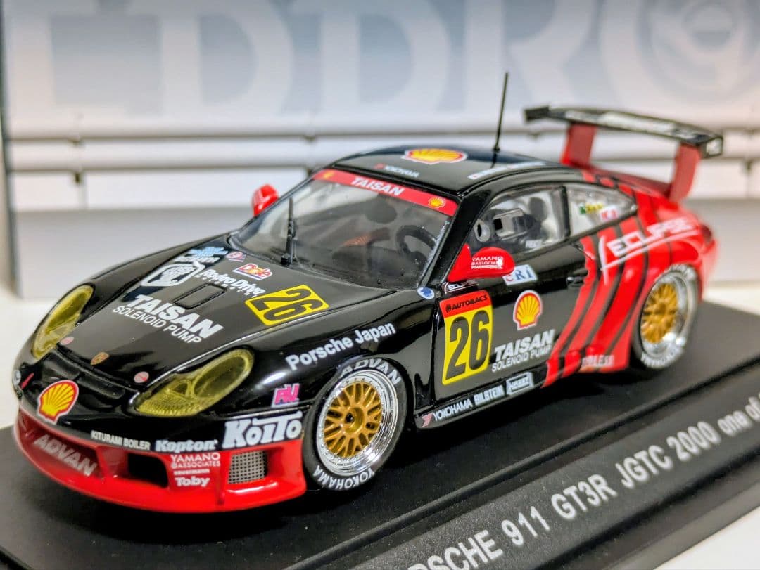 ミニカー TAISAN PORSCHE 911 GT3R 2000 #26