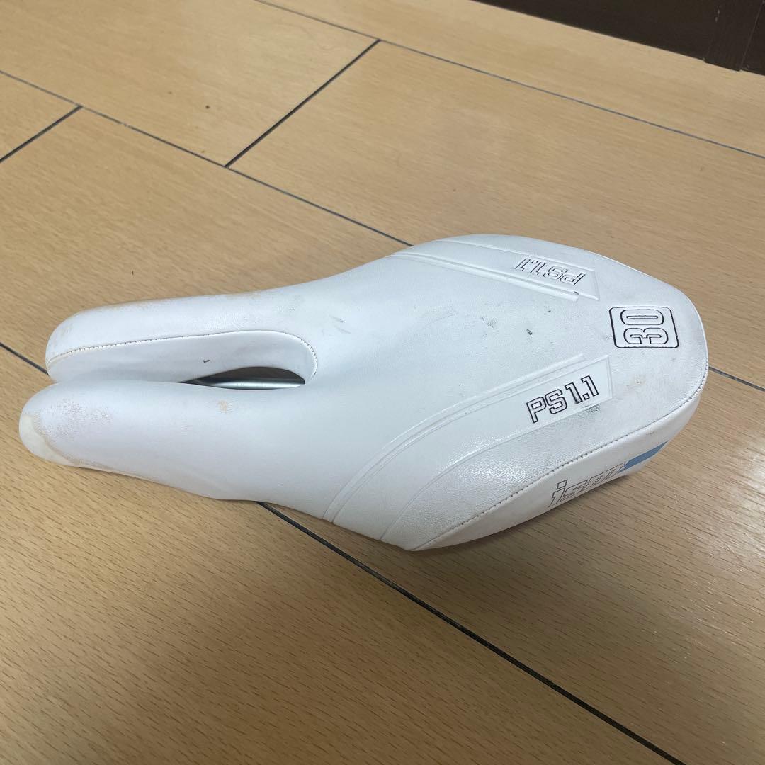 ISM PS 1.1 トライアスロン　タイムトライアル　サドル