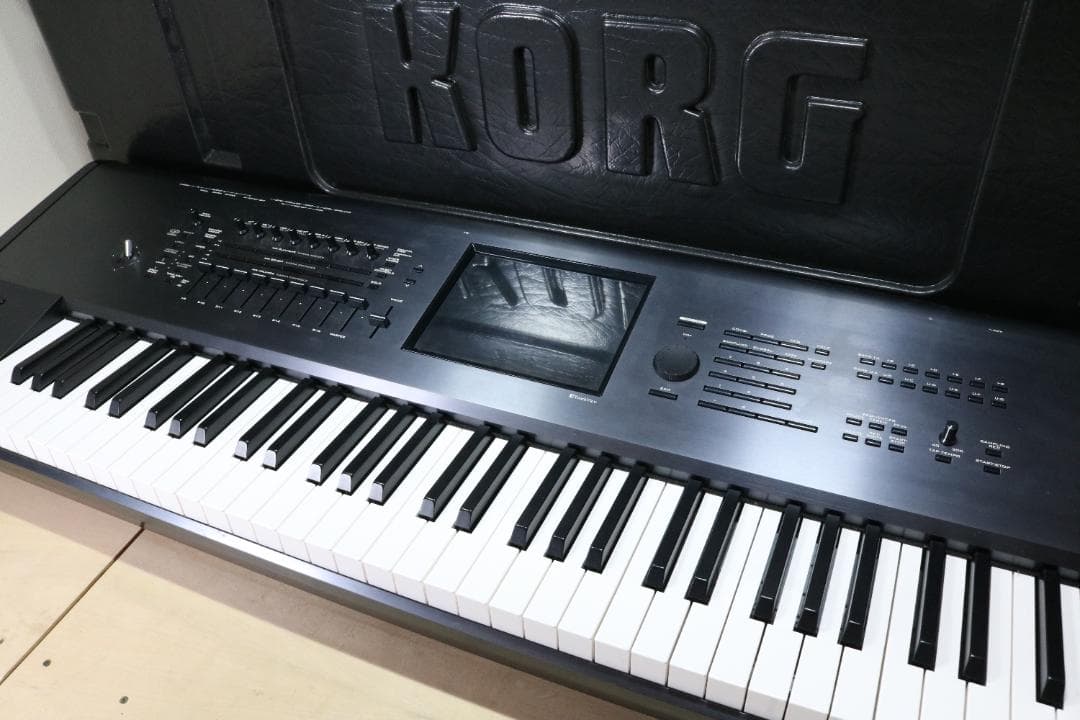 【良品】KORG KRONOS-73 73鍵 シンセサイザー 純正ハードケース