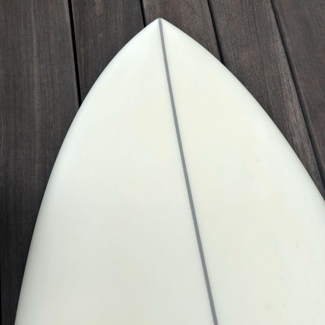 【美品】アロハサーフボードEPS BLACK PANDA5'8（早い者勝ち）