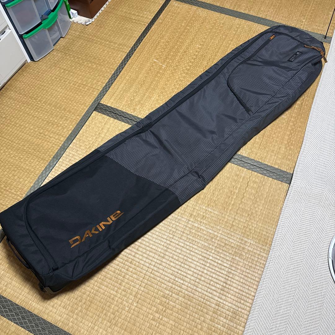 DAKINE LOW ROLLER 165 スノーボードバッグ　キャスター付き