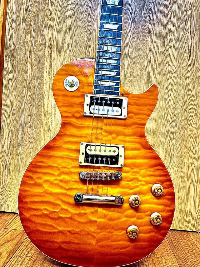 Bacchus Les Paul TakMatsumoto TakBurst風
