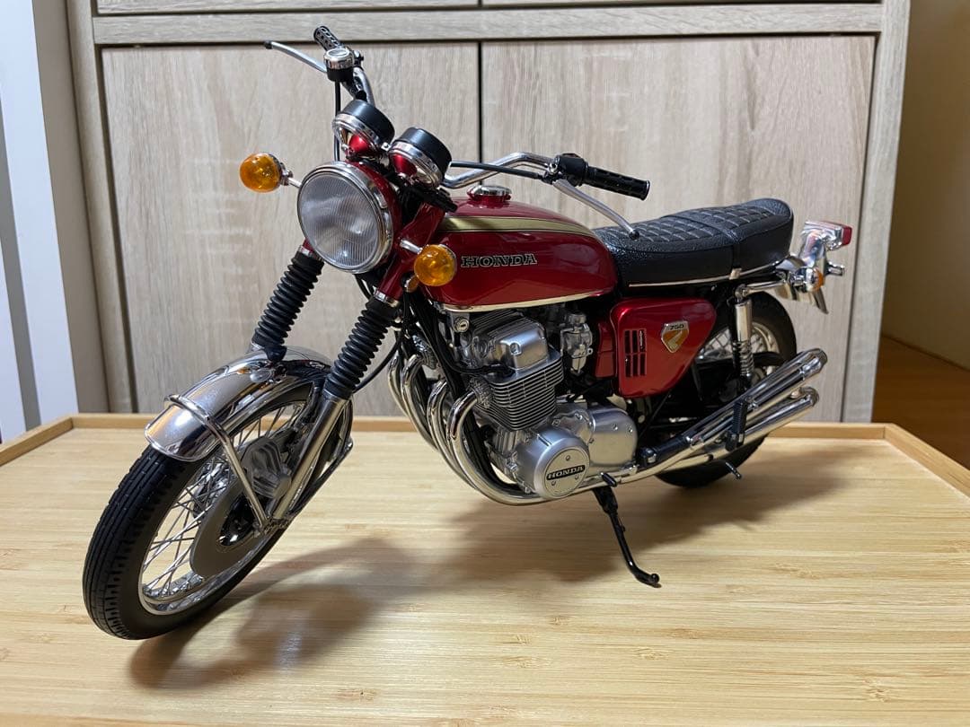 ミニチャンプス cb750four 1/6スケール