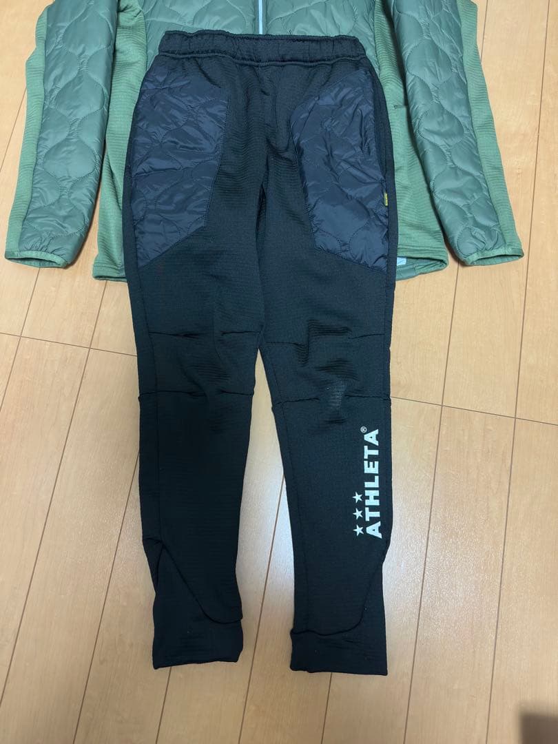 ATHLETA 中綿　ジャケット　パンツ　セットアップ　裏起毛