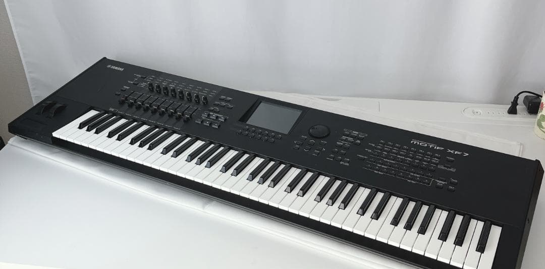 美品☘️　YAMAHA ミュージックシンセサイザー MOTIF XF7 76キー