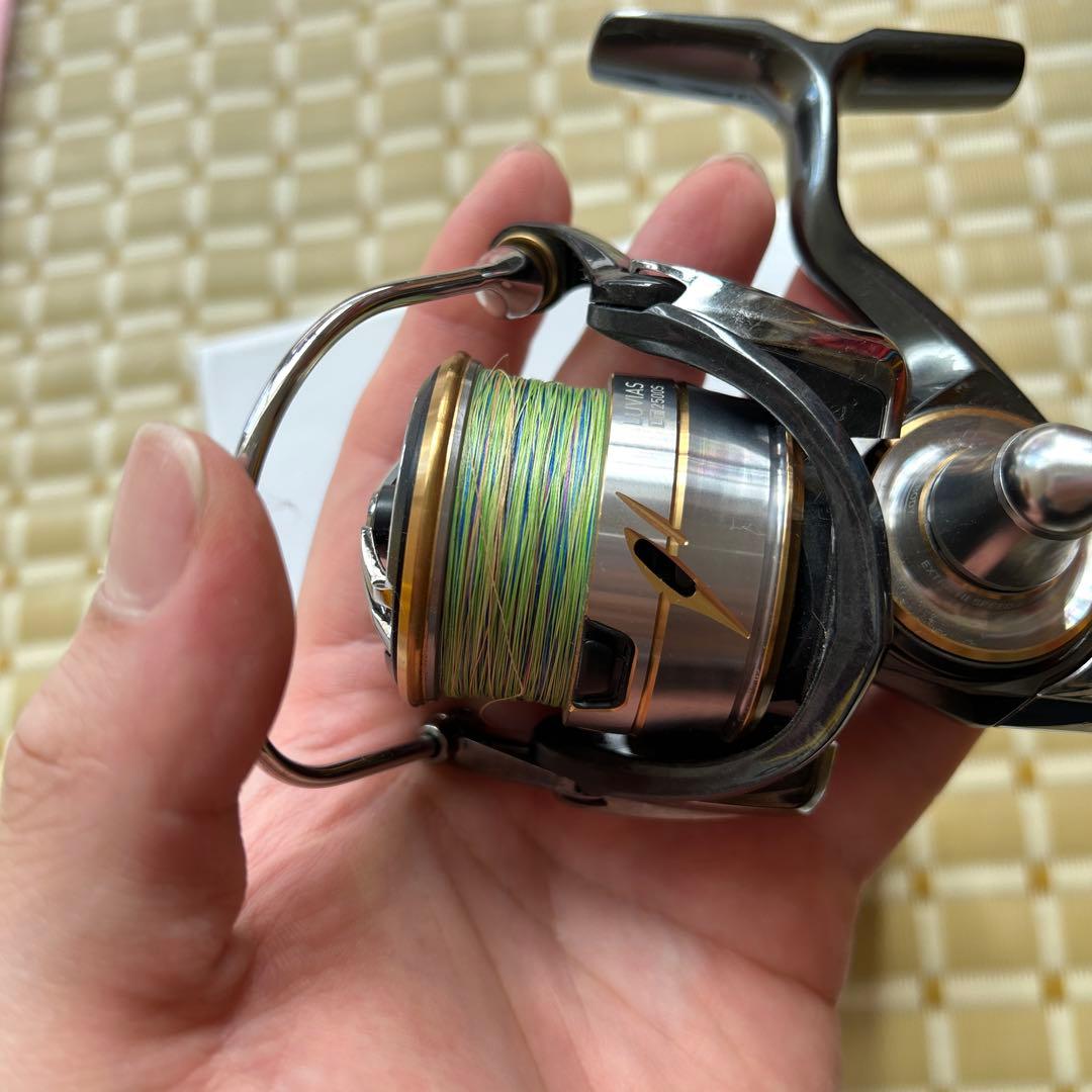 Daiwa 20ルビアスFC LT 2500S-XH スピニングリール