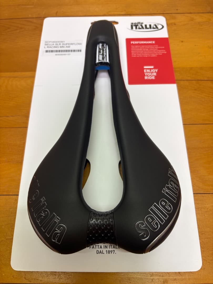 Selle Italia セライタリアSLR SUPERFLOW TMサドル