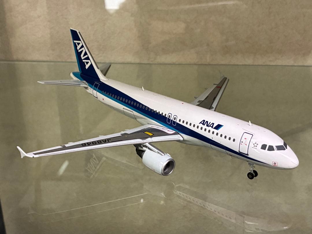 【レア】ANA A320 JA8946 1/200 金属製 JCWINGS