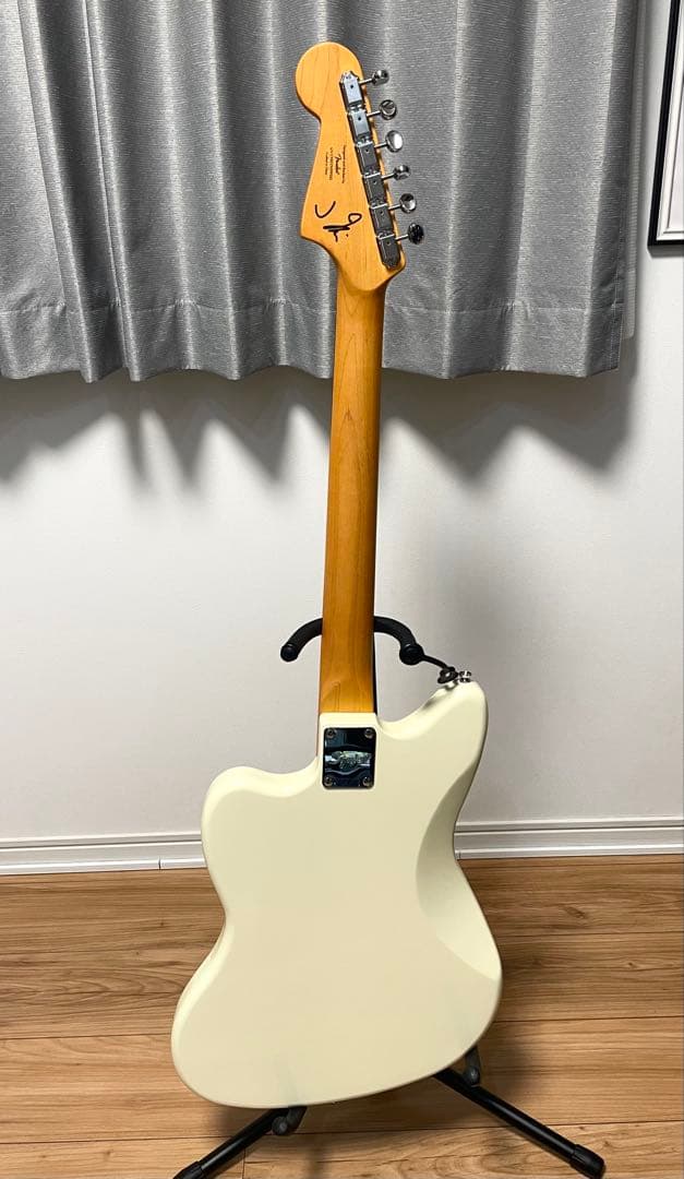 ギター Squiar by Fender J Mascis Jazzmaster