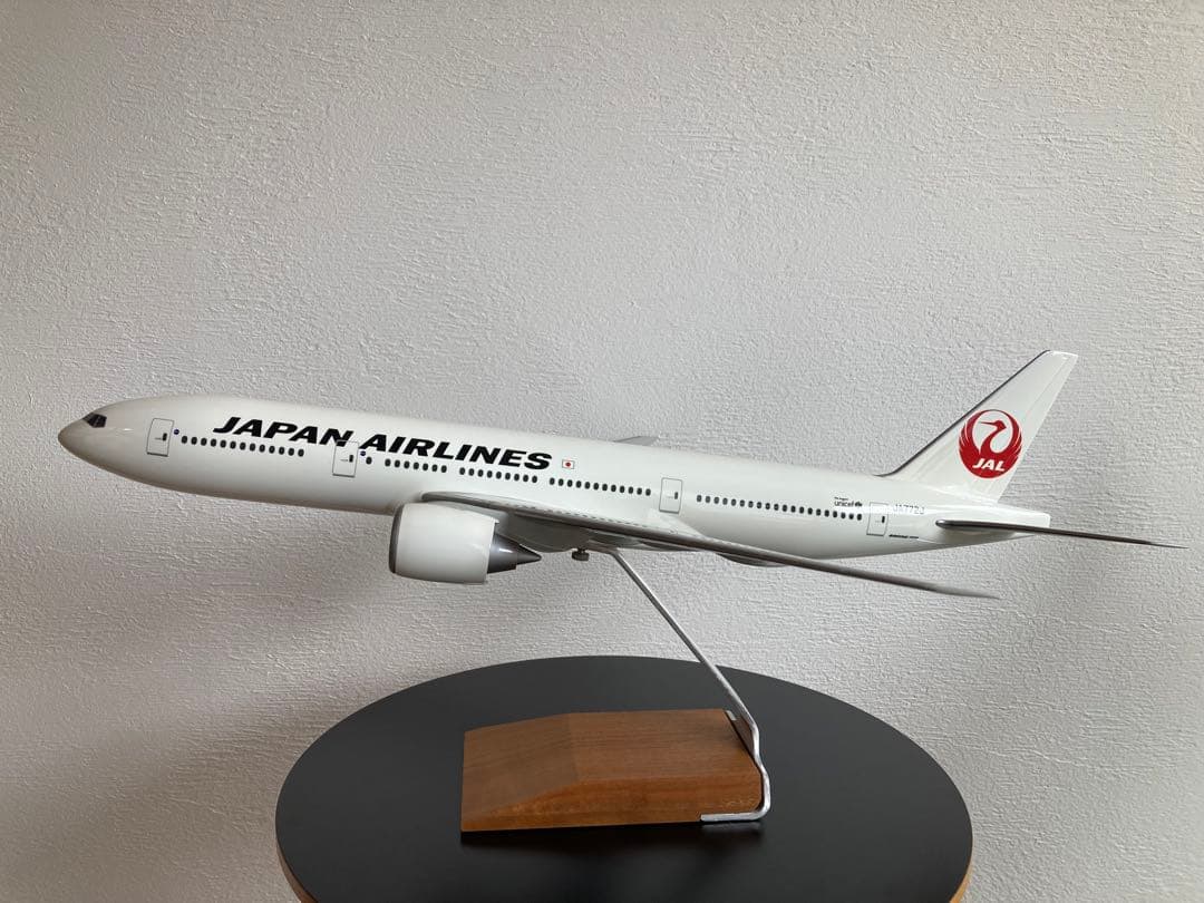 PACMIN パックミンJAL B777-200 1/100デスクトップモデル