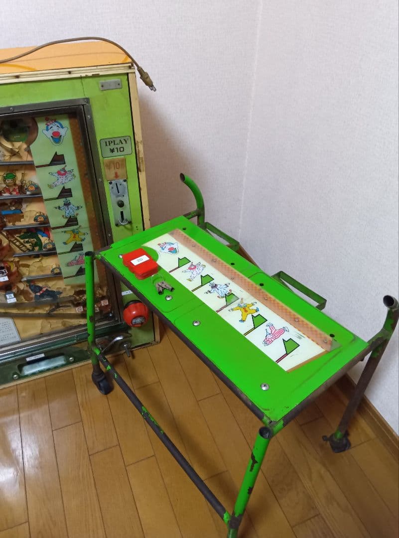 Z*e様 駄菓子屋　10円ゲーム【サーカス】昭和レトロ　メダル　アーケード　筐体