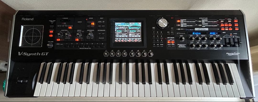 V-Synth GT Version2.0 61鍵シンセ、ボコーダー 超美品