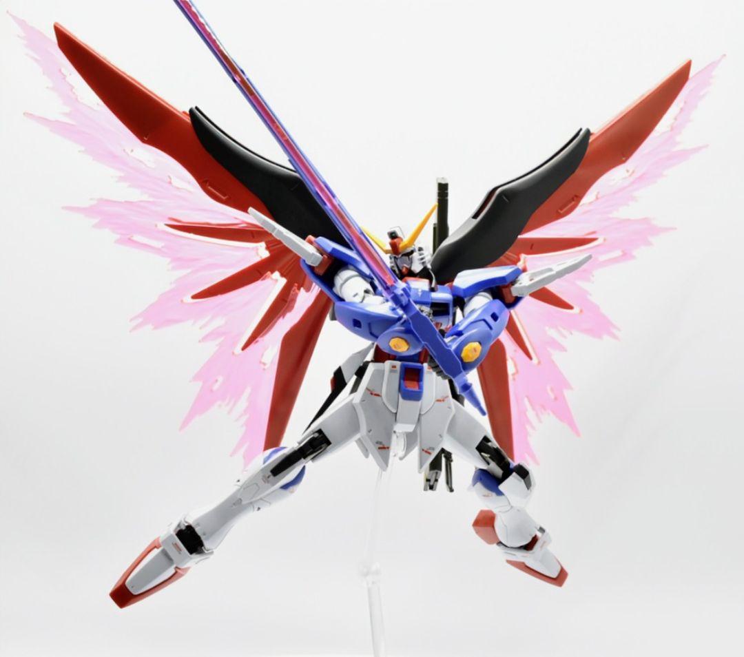 〚 HGCE 1/144 ディステニーガンダム 〛塗装済完成品