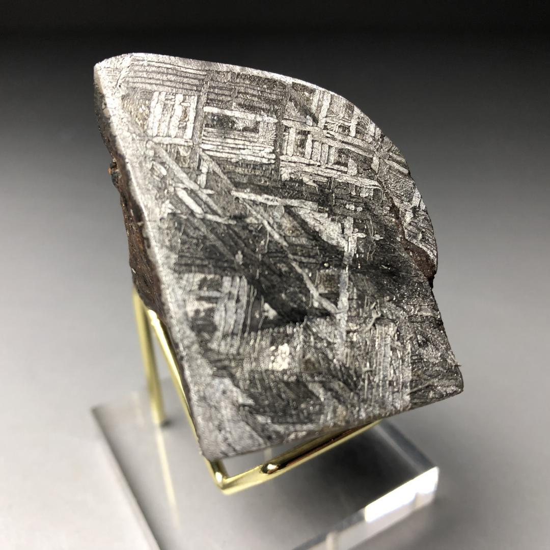 アルタイ隕石 鉄隕石　外皮付き隕石　エンドカット　原石　重さ約415ｇ