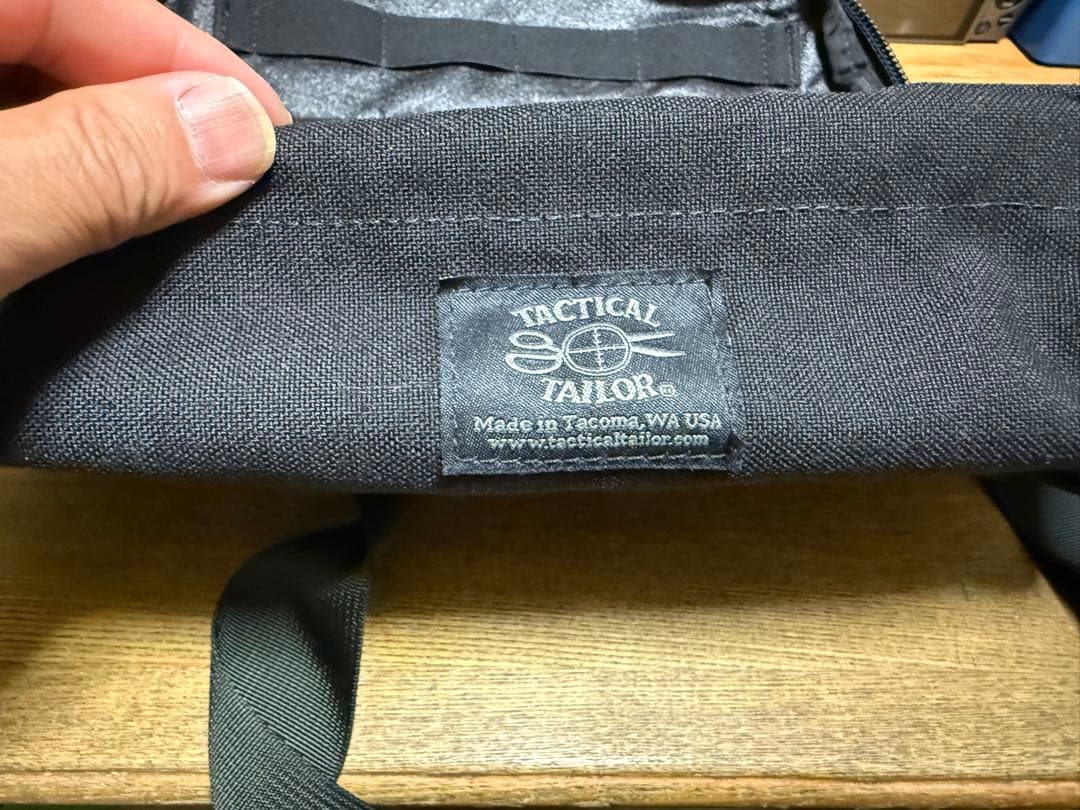 ク*ロ様 即購入歓迎！TACTICAL TAILOR ファーストレスポンダーバッ