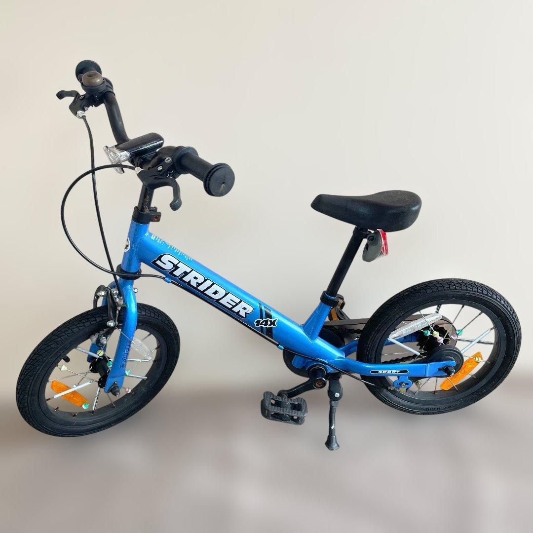 ストライダー✨STRIDER 14x 幼児用自転車 ブルー スタンド付 送料無料