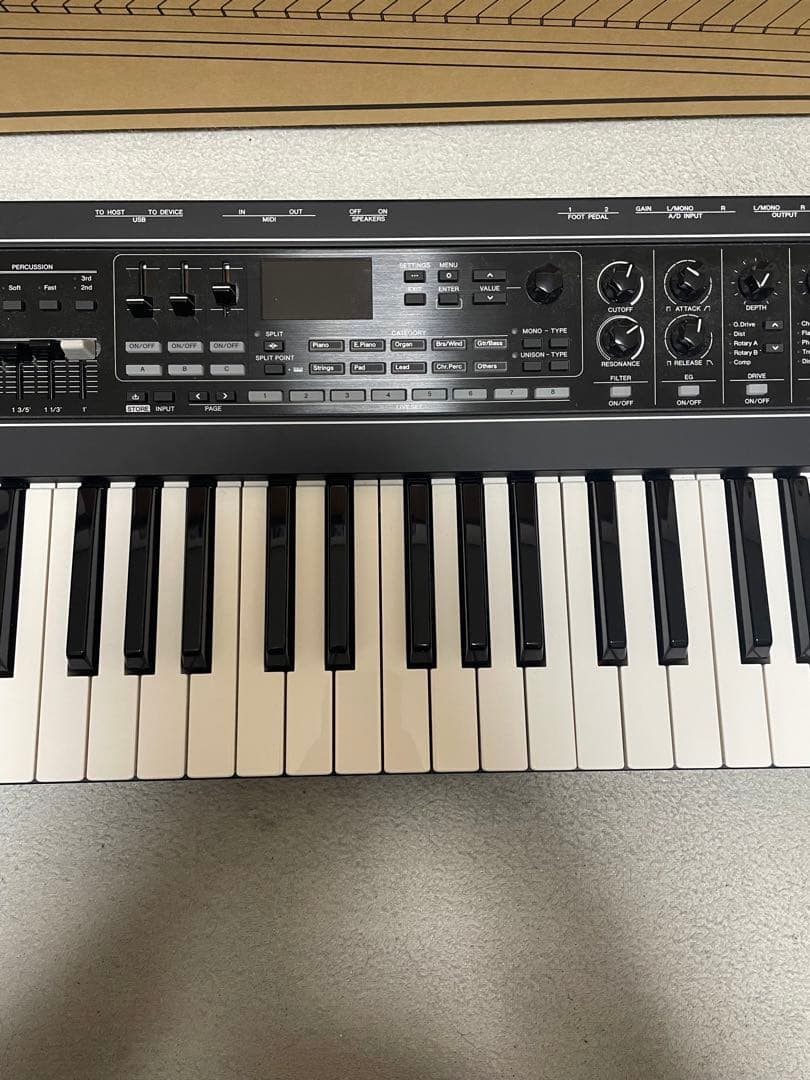 即購入可　超美品　YAMAHA CK61 キーボード　ピアノ　シンセ