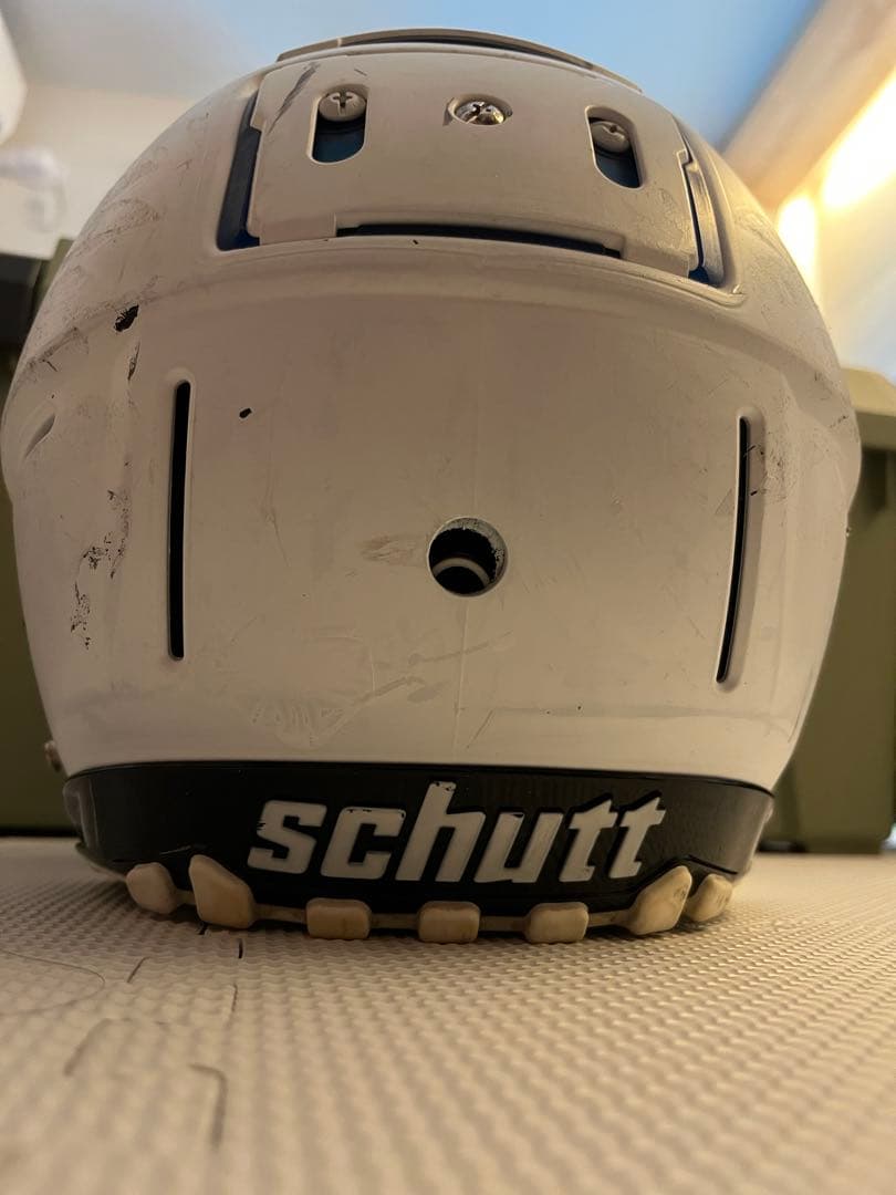 M*é様 アメフト　ヘルメット　schutt f7 (アイシールドおまけ)