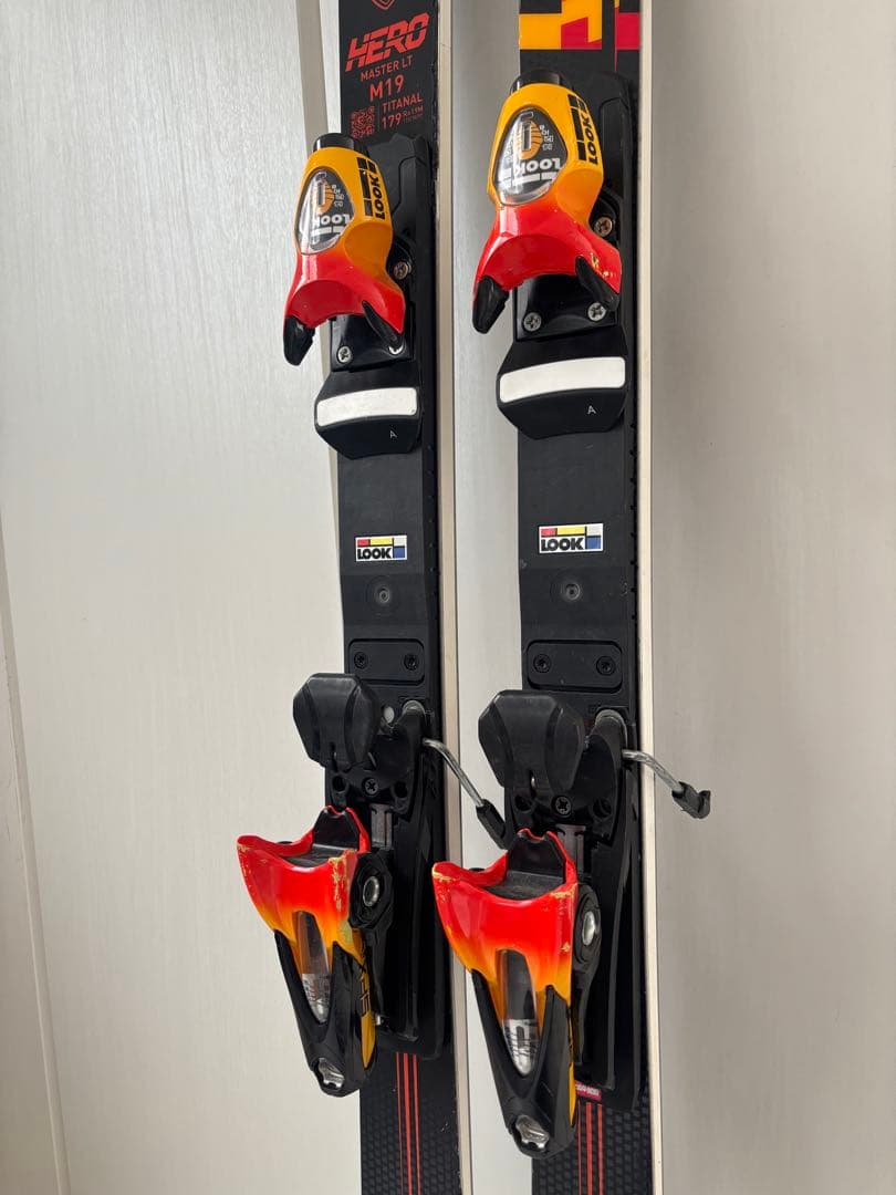 【美品】ROSSIGNOL HERO MASTER LT 179cm