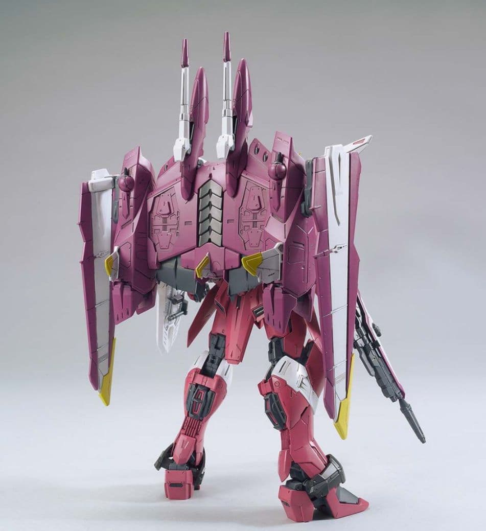 MG　ジャスティス ガンダム　完成品　SEED　シード デスティニー　ガンプラ