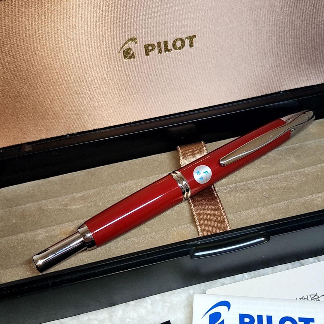 PILOT パイロット　キャップレス　Capless 赤 万年筆　F 細字
