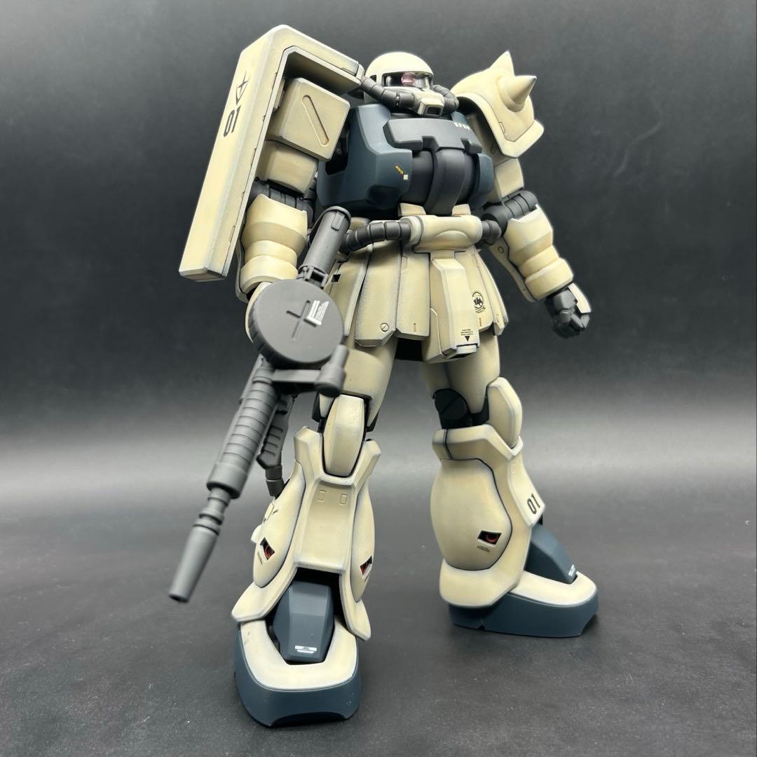 ガンプラ塗装済完成品 MGザクIIF2型（連邦軍仕様）