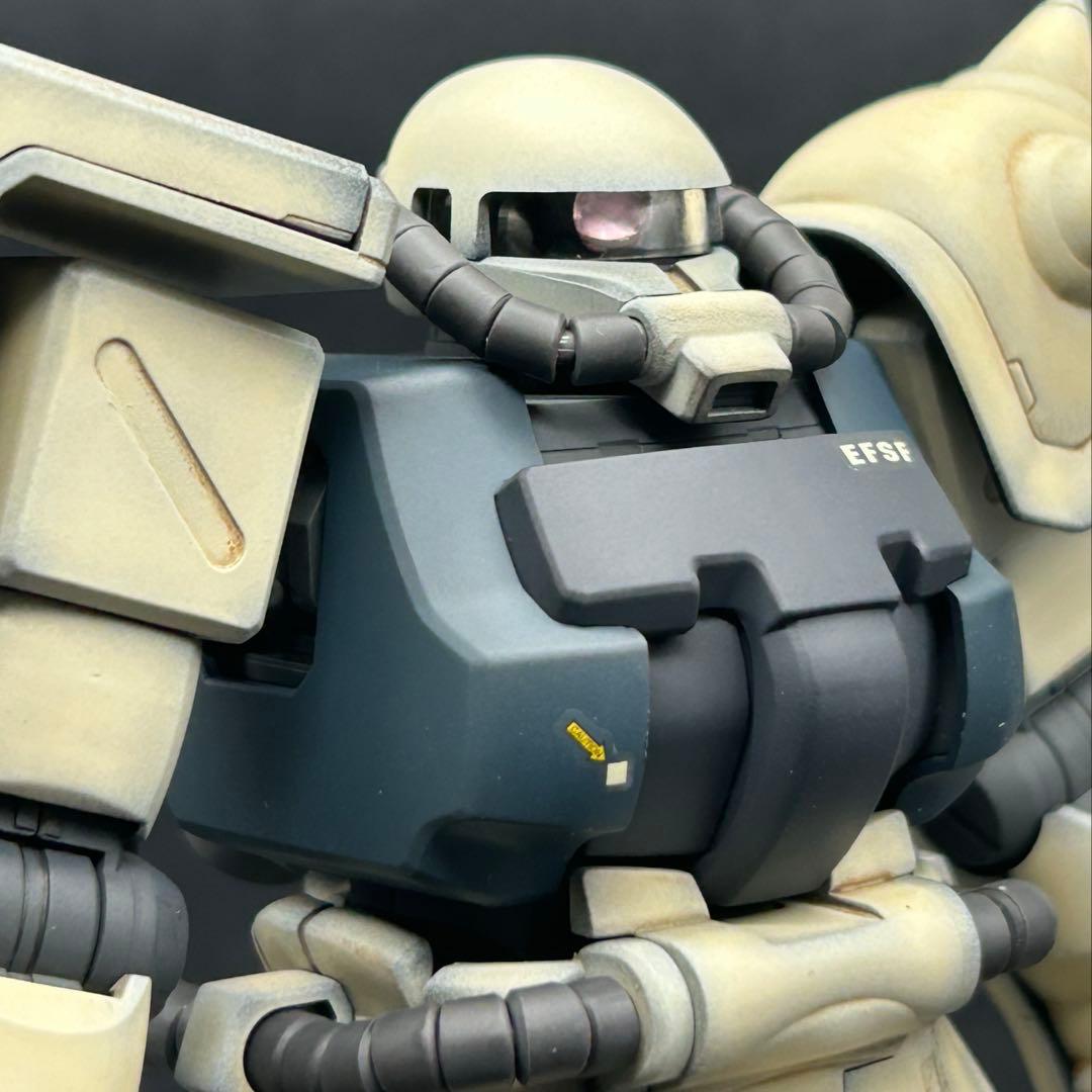 ガンプラ塗装済完成品 MGザクIIF2型（連邦軍仕様）