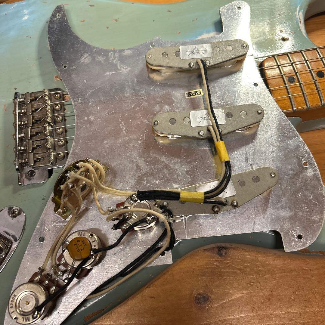 Fender Stratocaster コンポーネント