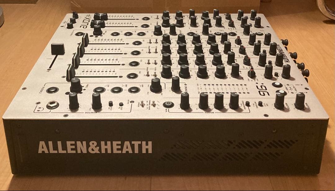 Allen&Heath Xone96 Xone 96 アナログミキサー 元箱付き