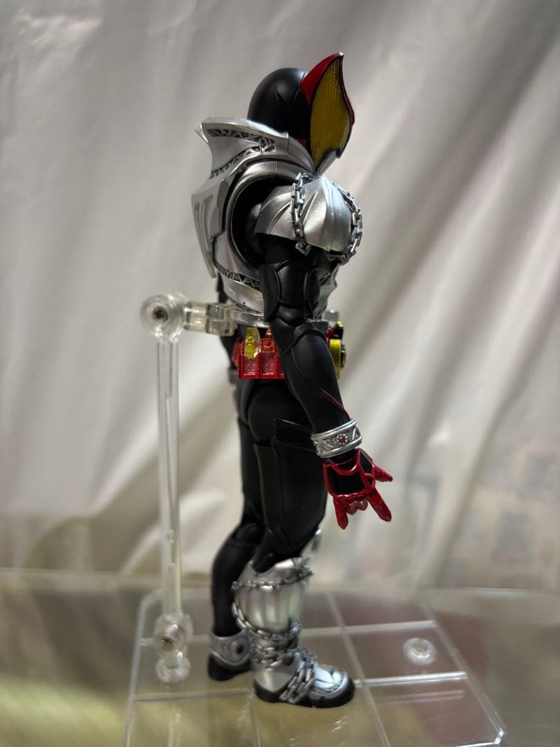 真骨彫　仮面ライダーキバ