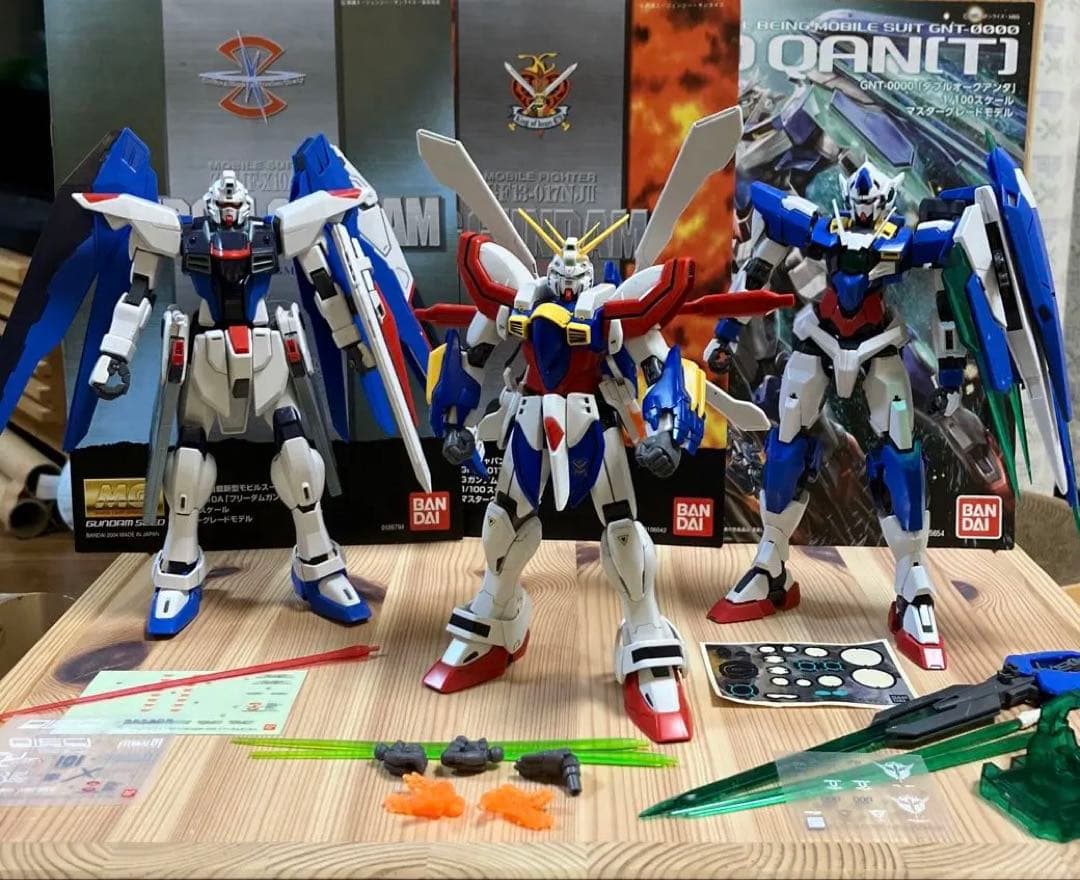 ジャンク ガンプラ MG ゴッドガンダム フリーダム　ダブルオークアンタ
