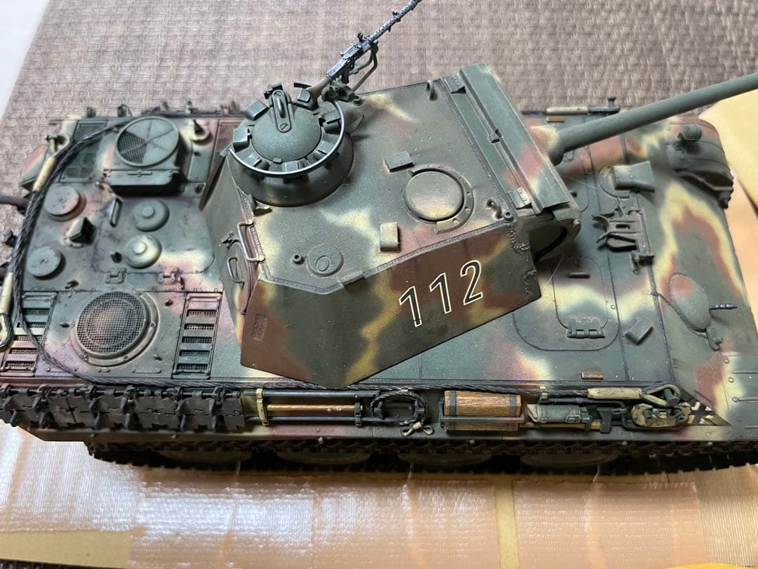 1/35 独パンサーG型(兵士1体付き)