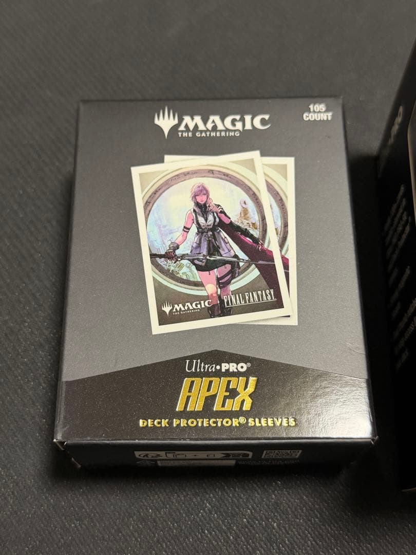 颯*太様 【新品】MTG FF UltraPro ライトニング デッキケース&ス
