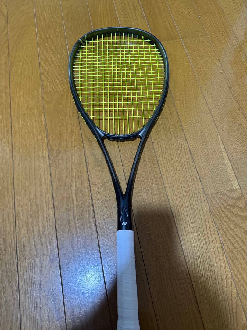 ほぼ新品 YONEX テニスラケット ボルトレイジ8v