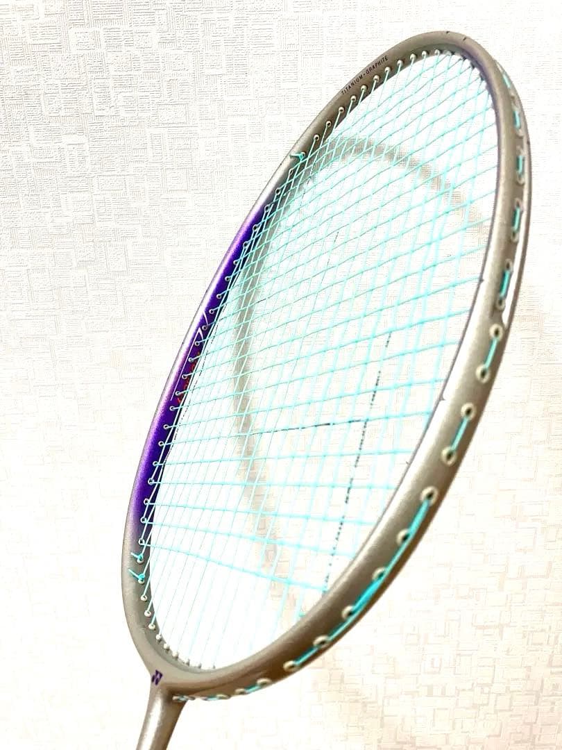 YONEX AEROTUS100 ヨネックス　エアロータスバドミントンラケット