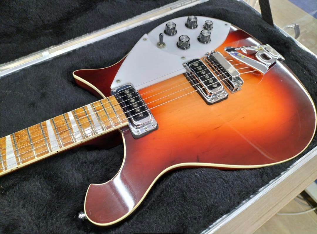 リッケンバッカーRickenbacker620 firegloコンディション良好