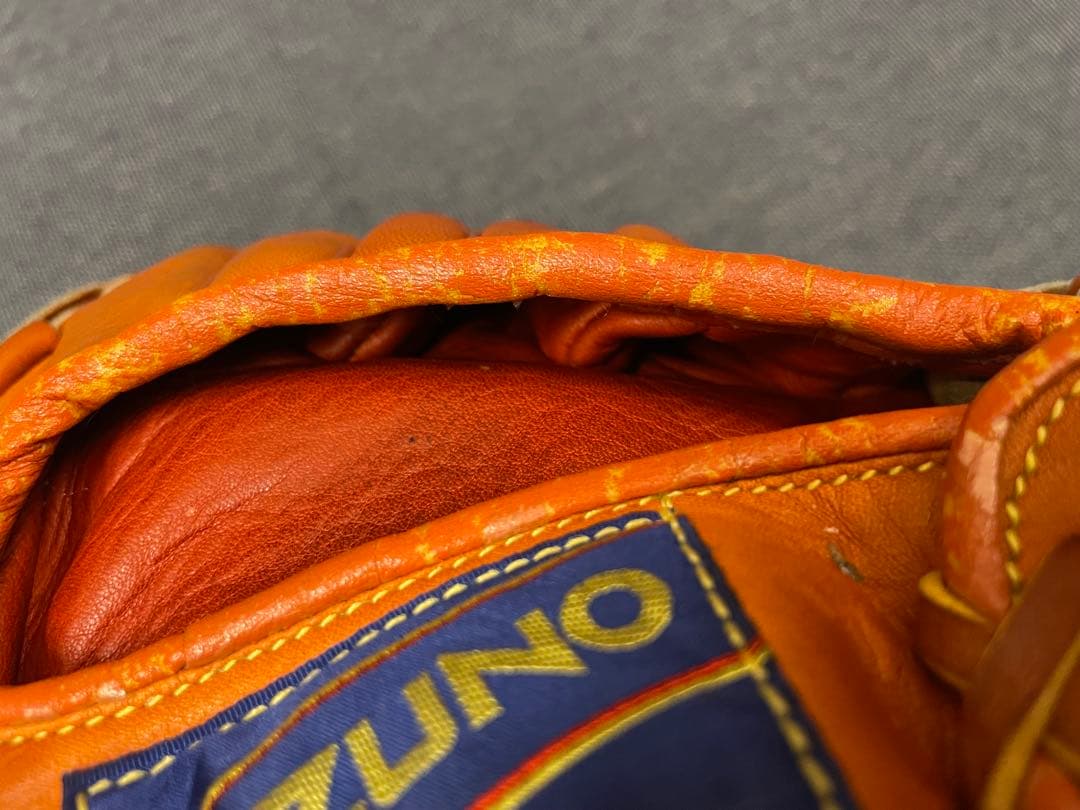 レア！　美津濃　ミズノ　廃盤ラベル　ビンテージ　MIZUNO 野球 軟式グローブ