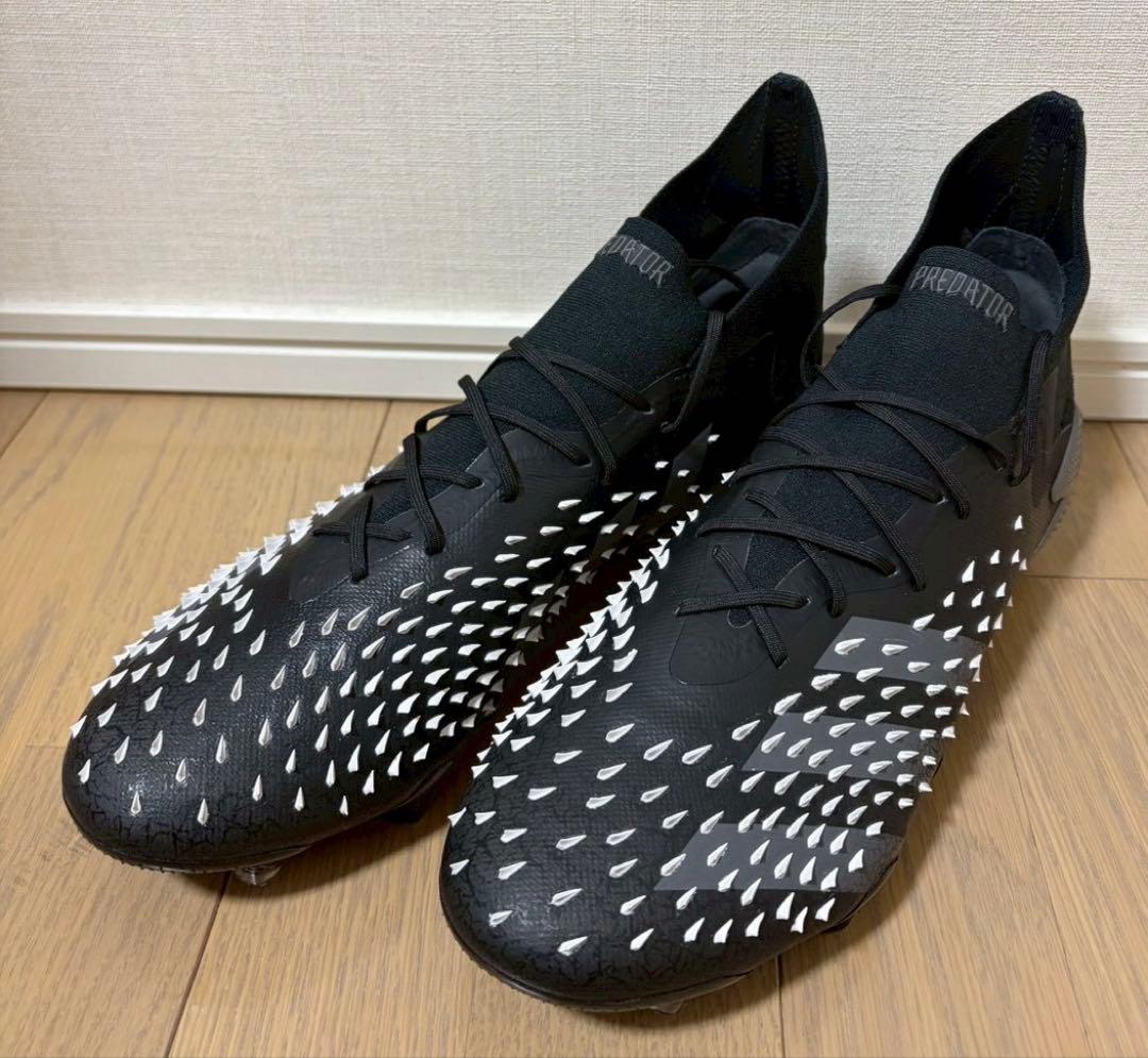 5*多様 【極美品】adidas プレデター フリーク FG FX0211