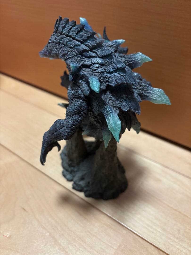 【箱無し・美品】ラギアクルス クリエイターズモデル フィギュア 希少種